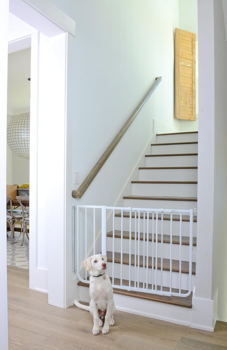 9 Best Dog Gates for Large Dogs: Expert-Tested - Puppy Weight Calculator